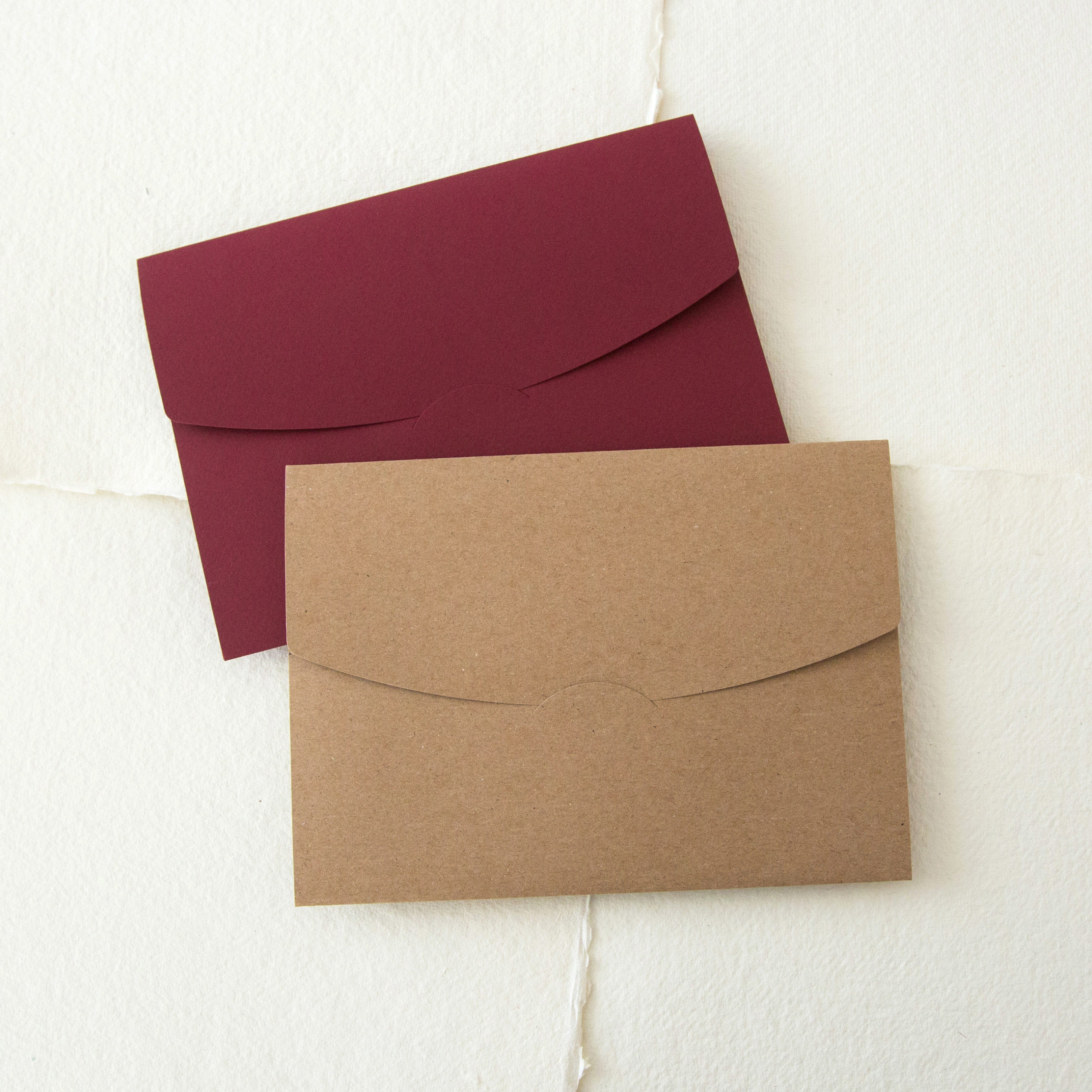 kuverta 13x18 cm na zatvaranje